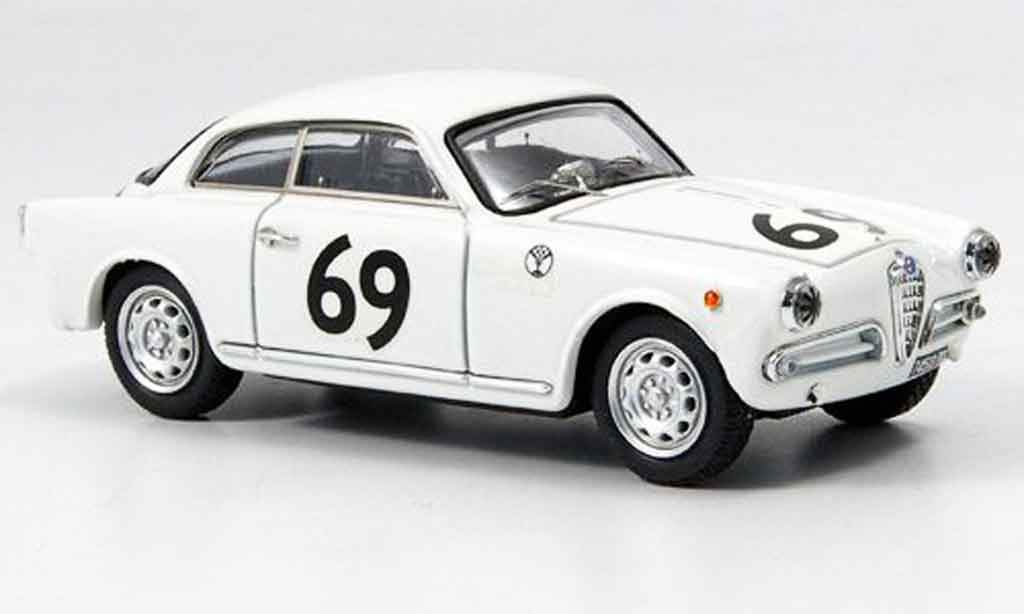 Alfa Romeo Giulietta Sprint Miniature - Voiture-miniature.com Alfa Romeo Giulietta Sprint Miniature - Voiture-miniature.com