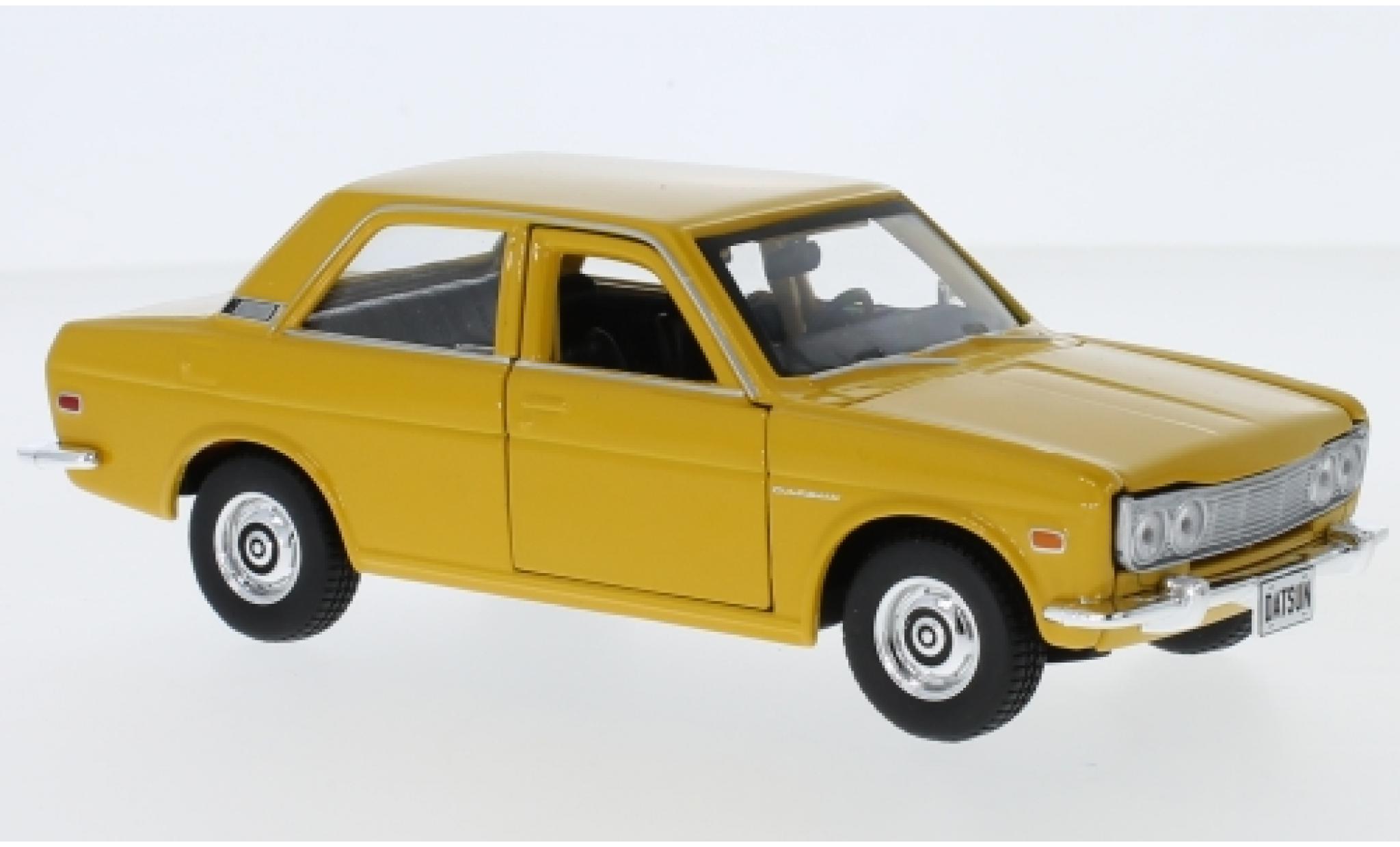 Miniature Datsun 510 1/43 TrueScale Miniatures No.75 Bob Sharp Racing ...